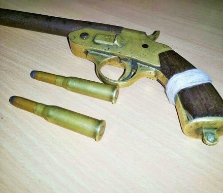 carta da parati desi katta gun,pistola,arma,grilletto,rivoltella,canna ...